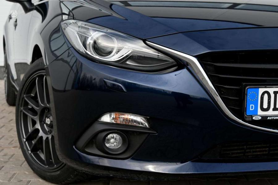 Blue Mazda 3 2014 in Kretinga, with an engine capacity of 2.19 L and mileage of 151 thousand km for 7499 €, photo 7 on AUTOMOTO.COM.LV