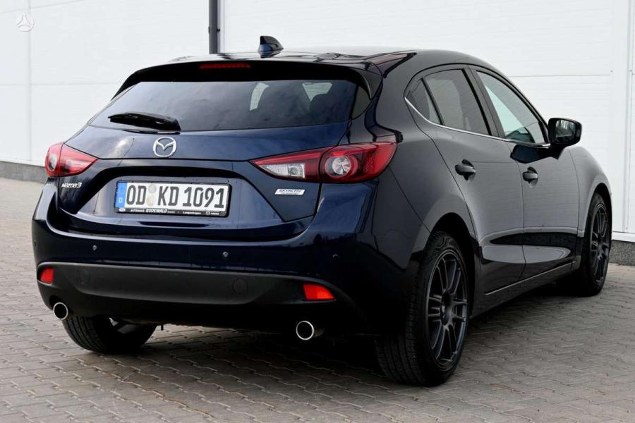Blue Mazda 3 2014 in Kretinga, with an engine capacity of 2.19 L and mileage of 151 thousand km for 7499 €, photo 8 on AUTOMOTO.COM.LV