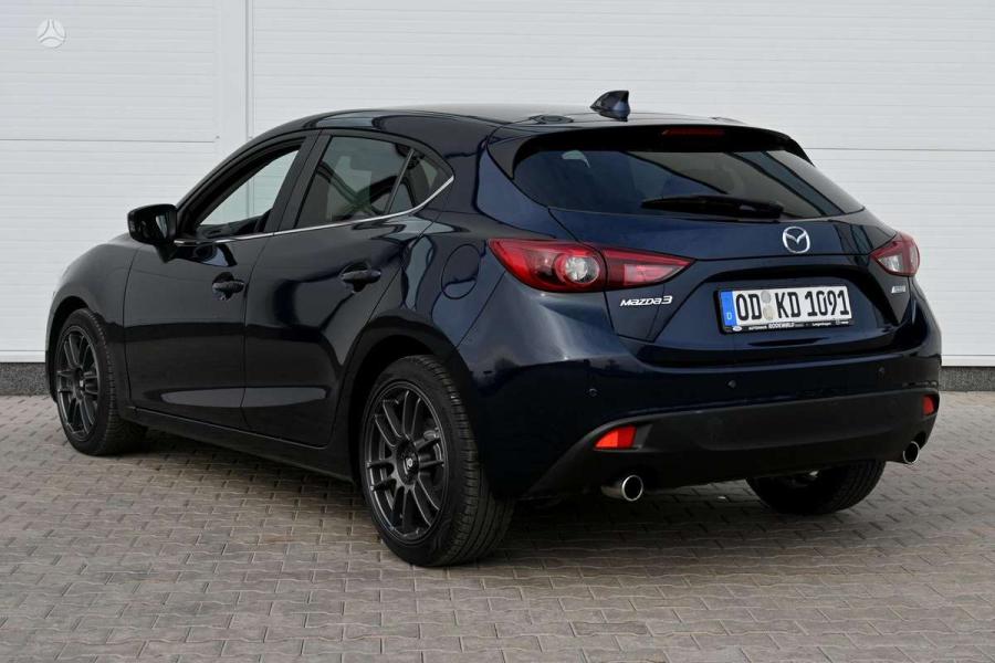Blue Mazda 3 2014 in Kretinga, with an engine capacity of 2.19 L and mileage of 151 thousand km for 7499 €, photo 10 on AUTOMOTO.COM.LV