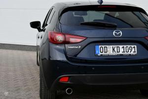 Blue Mazda 3 2014 in Kretinga, with an engine capacity of 2.19 L and mileage of 151 thousand km for 7499 €, photo 11 on AUTOMOTO.COM.LV