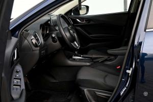 Blue Mazda 3 2014 in Kretinga, with an engine capacity of 2.19 L and mileage of 151 thousand km for 7499 €, photo 17 on AUTOMOTO.COM.LV