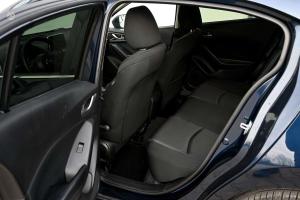 Blue Mazda 3 2014 in Kretinga, with an engine capacity of 2.19 L and mileage of 151 thousand km for 7499 €, photo 24 on AUTOMOTO.COM.LV