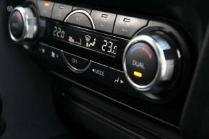Blue Mazda 3 2014 in Kretinga, with an engine capacity of 2.19 L and mileage of 151 thousand km for 7499 €, photo 26 on AUTOMOTO.COM.LV
