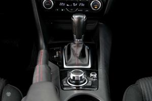 Blue Mazda 3 2014 in Kretinga, with an engine capacity of 2.19 L and mileage of 151 thousand km for 7499 €, photo 32 on AUTOMOTO.COM.LV