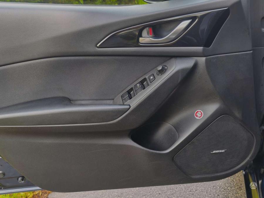 Zils Mazda 3 2014 Prienai, ar dzinēja tilpumu 2.18 L un nobraukumu 232 tūkst. km par 3950 €, foto 13 vietnē AUTOMOTO.COM.LV