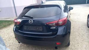 Blue Mazda 3 2015 in Kaunas, with an engine capacity of 2.19 L and mileage of 170 thousand km for 3250 €, photo 5 on AUTOMOTO.COM.LV
