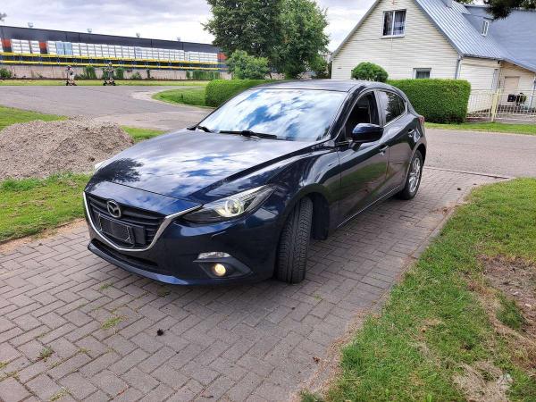 Blue Mazda 3 2015 in Panevezys, with an engine capacity of 2.19 L and mileage of 214 thousand km for 4900 €, photo 1 on AUTOMOTO.COM.LV