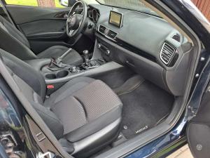 Blue Mazda 3 2015 in Panevezys, with an engine capacity of 2.19 L and mileage of 214 thousand km for 4900 €, photo 9 on AUTOMOTO.COM.LV