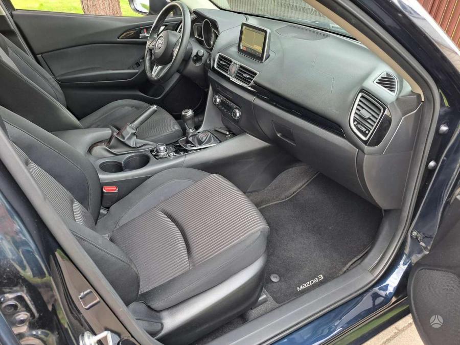 Blue Mazda 3 2015 in Panevezys, with an engine capacity of 2.19 L and mileage of 214 thousand km for 4900 €, photo 9 on AUTOMOTO.COM.LV