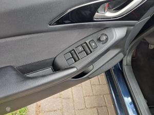Blue Mazda 3 2015 in Panevezys, with an engine capacity of 2.19 L and mileage of 214 thousand km for 4900 €, photo 11 on AUTOMOTO.COM.LV