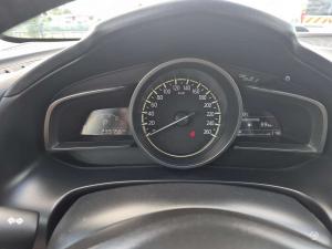 Blue Mazda 3 2017 in Taurage, with an engine capacity of 1.50 L and mileage of 239 thousand km for 5800 €, photo 20 on AUTOMOTO.COM.LV
