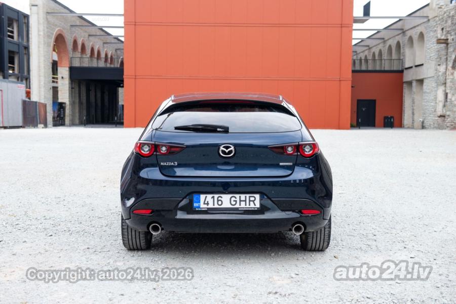 Zils Mazda 3 2022 Tallina, ar dzinēja tilpumu 2.00 L un nobraukumu 58 tūkst. km par 21500 €, foto 7 vietnē AUTOMOTO.COM.LV