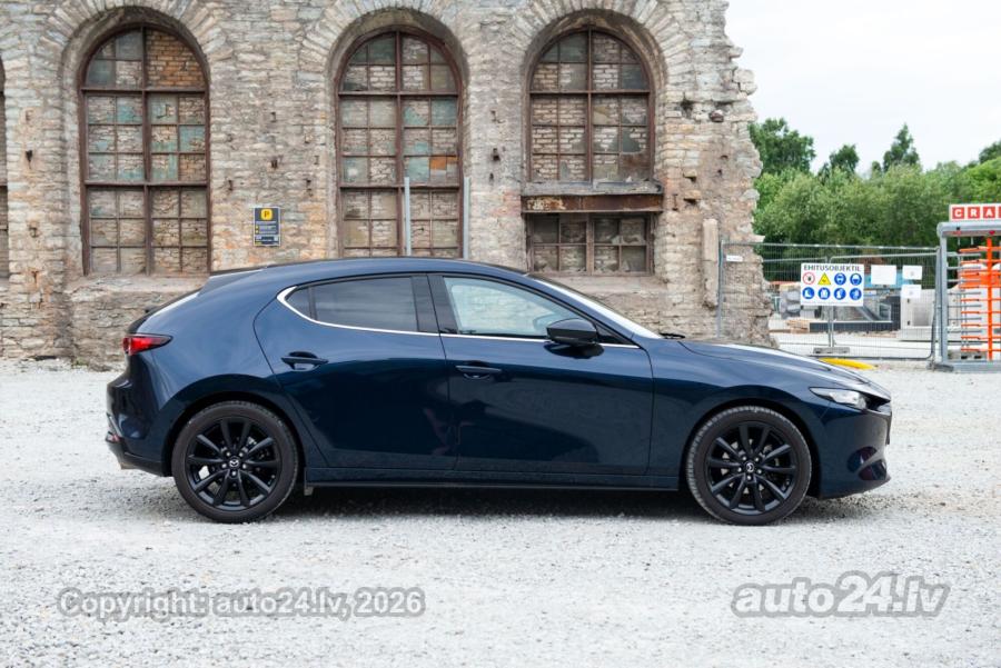 Zils Mazda 3 2022 Tallina, ar dzinēja tilpumu 2.00 L un nobraukumu 58 tūkst. km par 21500 €, foto 9 vietnē AUTOMOTO.COM.LV