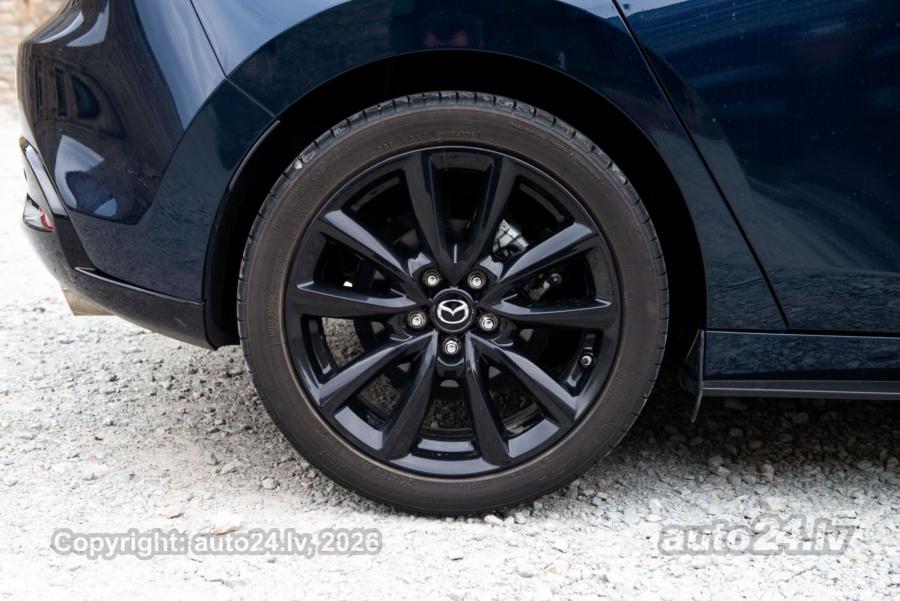 Zils Mazda 3 2022 Tallina, ar dzinēja tilpumu 2.00 L un nobraukumu 58 tūkst. km par 21500 €, foto 10 vietnē AUTOMOTO.COM.LV