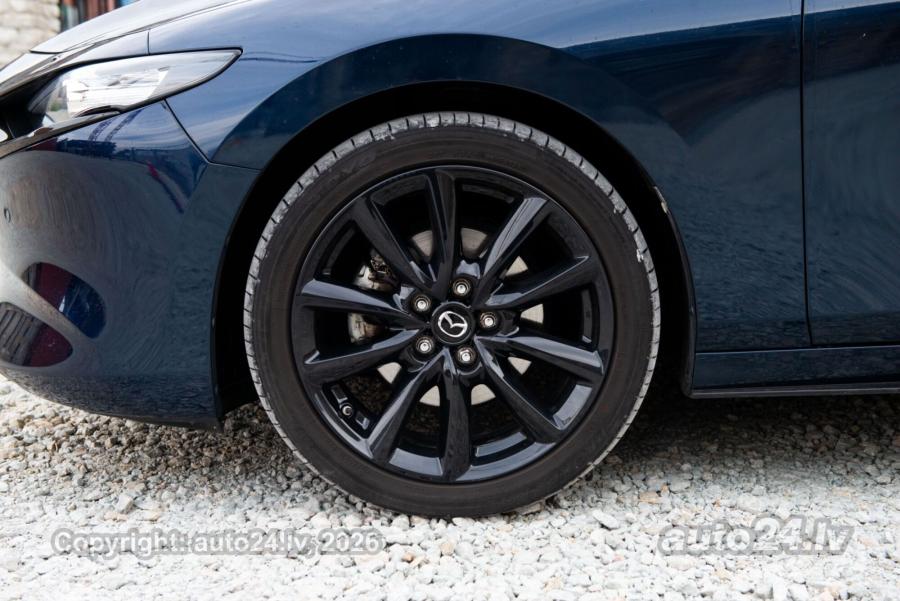 Zils Mazda 3 2022 Tallina, ar dzinēja tilpumu 2.00 L un nobraukumu 58 tūkst. km par 21500 €, foto 12 vietnē AUTOMOTO.COM.LV