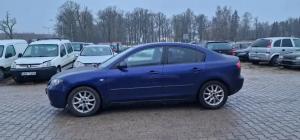 Blue Mazda 3 2005 in Valmiera, with an engine capacity of 1.60 L and mileage of 176 thousand km for 1150 €, photo 6 on AUTOMOTO.COM.LV
