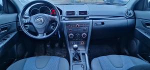 Blue Mazda 3 2005 in Valmiera, with an engine capacity of 1.60 L and mileage of 176 thousand km for 1150 €, photo 8 on AUTOMOTO.COM.LV