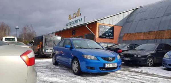 Zils Mazda 3 2006 Valmiera, ar dzinēja tilpumu 1.60 L un nobraukumu 315 tūkst. km par 600 €, foto 1 vietnē AUTOMOTO.COM.LV