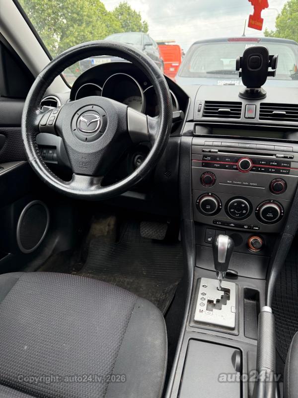 Zils Mazda 3 2006 Tartu, ar dzinēja tilpumu 1.60 L un nobraukumu 265 tūkst. km par 1200 €, foto 5 vietnē AUTOMOTO.COM.LV
