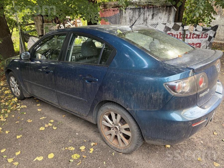 Blue Mazda 3 2006 in Riga, with an engine capacity of 1.60 L and mileage of 251 thousand km for 700 €, photo 4 on AUTOMOTO.COM.LV