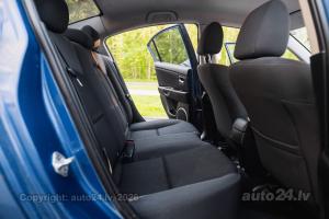 Zils Mazda 3 2008 Tallina, ar dzinēja tilpumu 1.60 L un nobraukumu 244 tūkst. km par 1000 €, foto 17 vietnē AUTOMOTO.COM.LV