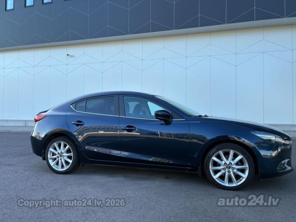 Zils Mazda 3 2018 Tallina, ar dzinēja tilpumu 2.00 L un nobraukumu 150 tūkst. km par 9500 €, foto 2 vietnē AUTOMOTO.COM.LV