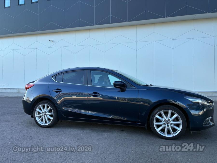 Blue Mazda 3 2018 in Tallinn, with an engine capacity of 2.00 L and mileage of 150 thousand km for 9500 €, photo 3 on AUTOMOTO.COM.LV