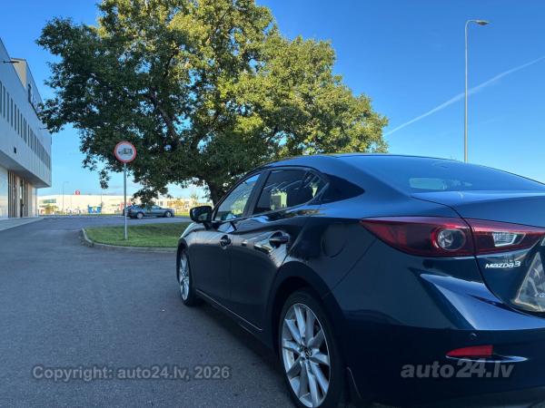 Zils Mazda 3 2018 Tallina, ar dzinēja tilpumu 2.00 L un nobraukumu 150 tūkst. km par 9500 €, foto 4 vietnē AUTOMOTO.COM.LV