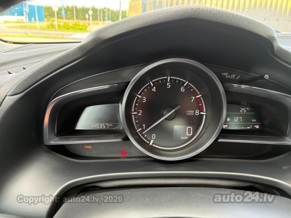 Zils Mazda 3 2018 Tallina, ar dzinēja tilpumu 2.00 L un nobraukumu 150 tūkst. km par 9500 €, foto 7 vietnē AUTOMOTO.COM.LV