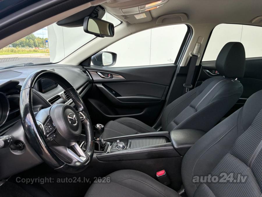 Blue Mazda 3 2018 in Tallinn, with an engine capacity of 2.00 L and mileage of 150 thousand km for 9500 €, photo 12 on AUTOMOTO.COM.LV