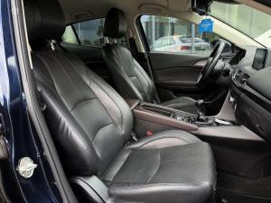 Zils Mazda 3 2018 Kauņa, ar dzinēja tilpumu 2.19 L un nobraukumu 184 tūkst. km par 4200 €, foto 12 vietnē AUTOMOTO.COM.LV