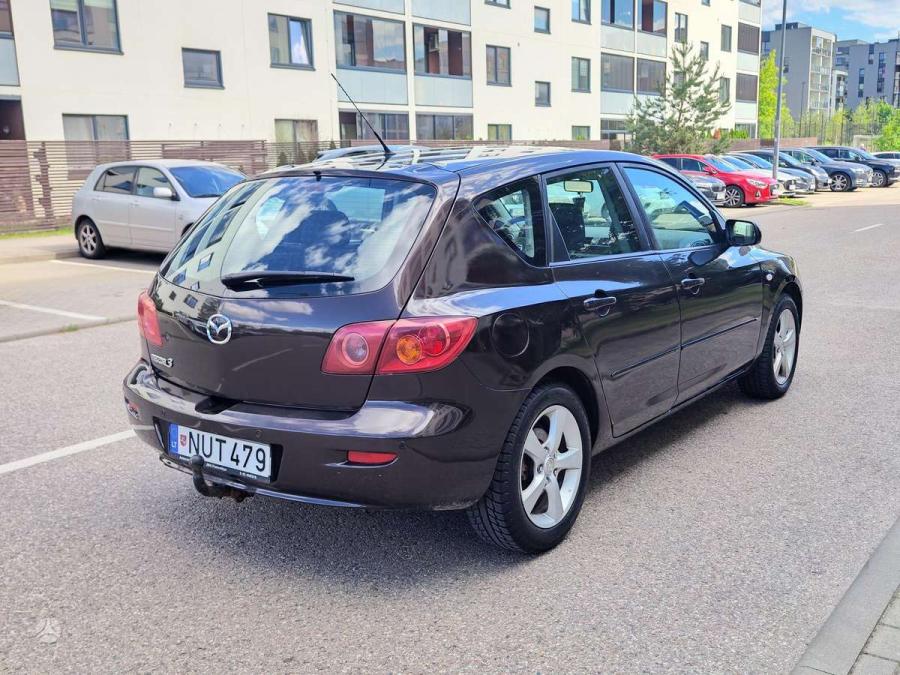 Brūns Mazda 3 2004 Viļņa, ar dzinēja tilpumu 1.60 L un nobraukumu 175 tūkst. km par 1350 €, foto 8 vietnē AUTOMOTO.COM.LV