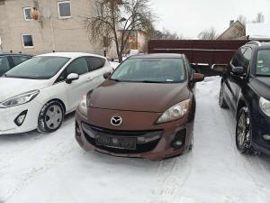 Brown Mazda 3 2012 in Vilnius, with an engine capacity of 1.56 L and mileage of 266 thousand km for 3300 €, photo 3 on AUTOMOTO.COM.LV