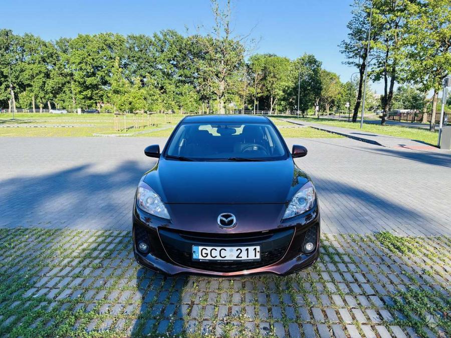 Brown Mazda 3 2012 in Kaunas, with an engine capacity of 1.60 L and mileage of 109 thousand km for 4999 €, photo 5 on AUTOMOTO.COM.LV