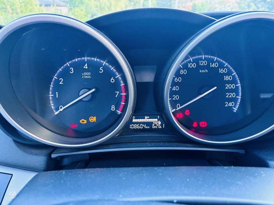 Brown Mazda 3 2012 in Kaunas, with an engine capacity of 1.60 L and mileage of 109 thousand km for 4999 €, photo 12 on AUTOMOTO.COM.LV
