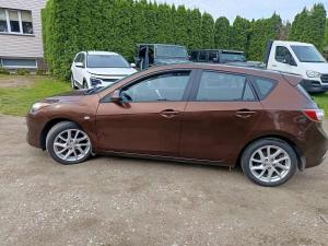Brūns Mazda 3 2012 Marijampole, ar dzinēja tilpumu 2.00 L un nobraukumu 198 tūkst. km par 3249 €, foto 8 vietnē AUTOMOTO.COM.LV