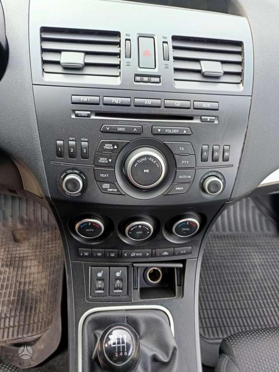 Brūns Mazda 3 2012 Marijampole, ar dzinēja tilpumu 2.00 L un nobraukumu 198 tūkst. km par 3249 €, foto 21 vietnē AUTOMOTO.COM.LV