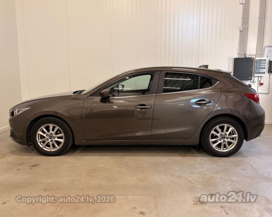Brown Mazda 3 2014 in Tallinn, with an engine capacity of 2.20 L and mileage of 166 thousand km for 8300 €, photo 4 on AUTOMOTO.COM.LV