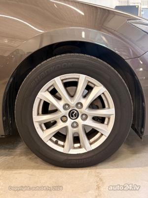 Brown Mazda 3 2014 in Tallinn, with an engine capacity of 2.20 L and mileage of 166 thousand km for 8300 €, photo 22 on AUTOMOTO.COM.LV