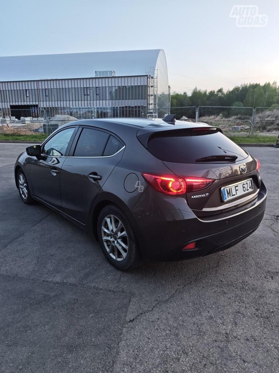 Brūns Mazda 3 2015 Šauļi, ar dzinēja tilpumu 1.50 L un nobraukumu 133 tūkst. km par 7990 €, foto 5 vietnē AUTOMOTO.COM.LV