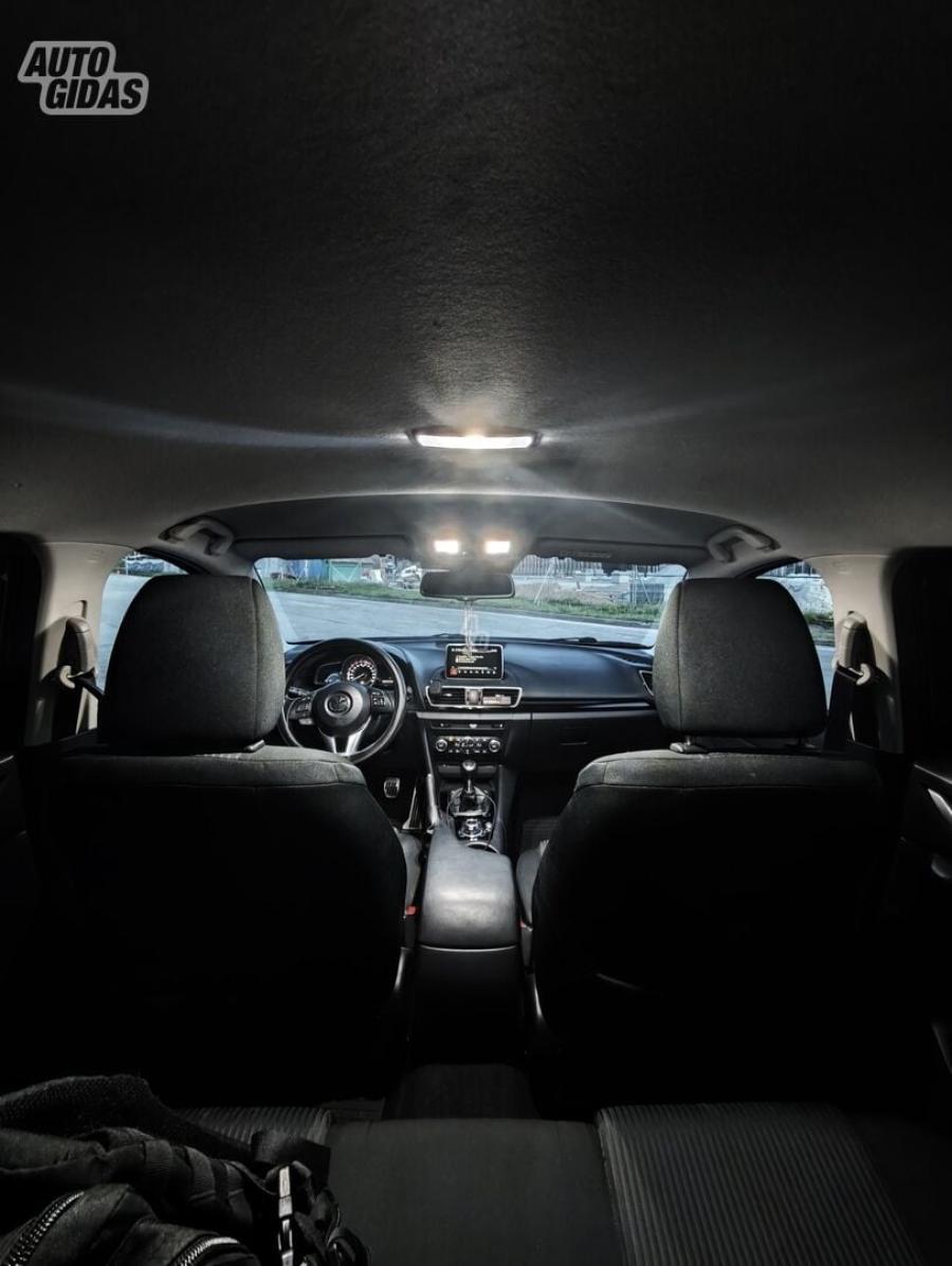 Brūns Mazda 3 2015 Šauļi, ar dzinēja tilpumu 1.50 L un nobraukumu 133 tūkst. km par 7990 €, foto 11 vietnē AUTOMOTO.COM.LV