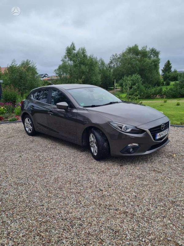 Brown Mazda 3 2015 in Klaipeda, with an engine capacity of 2.19 L and mileage of 246 thousand km for 4500 €, photo 1 on AUTOMOTO.COM.LV