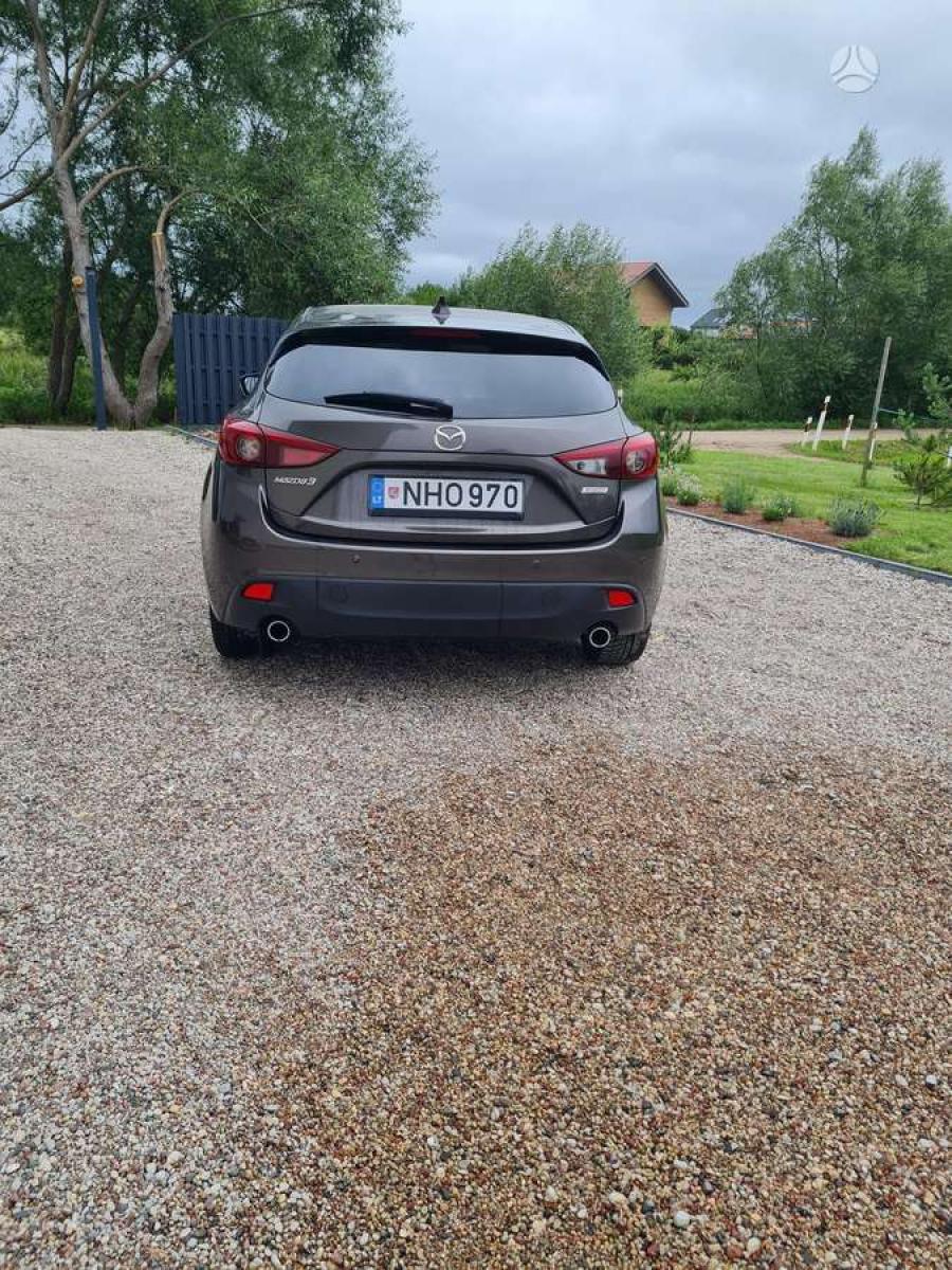 Brown Mazda 3 2015 in Klaipeda, with an engine capacity of 2.19 L and mileage of 246 thousand km for 4500 €, photo 5 on AUTOMOTO.COM.LV