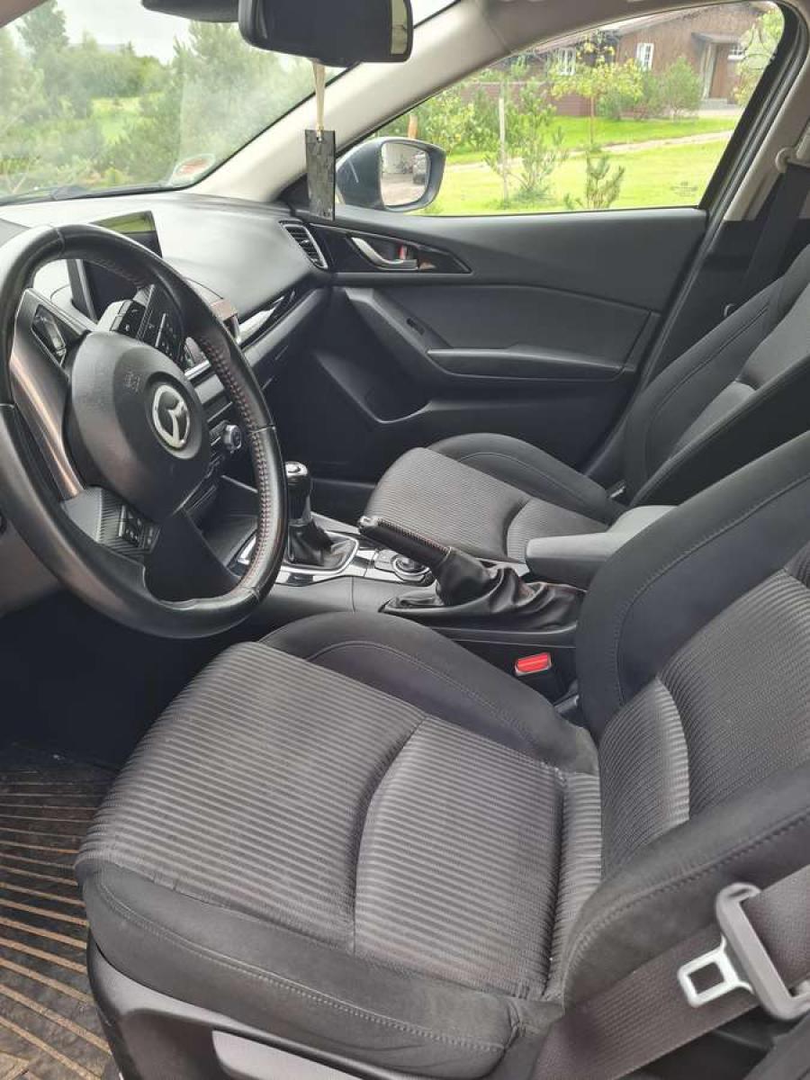 Brown Mazda 3 2015 in Klaipeda, with an engine capacity of 2.19 L and mileage of 246 thousand km for 4500 €, photo 8 on AUTOMOTO.COM.LV