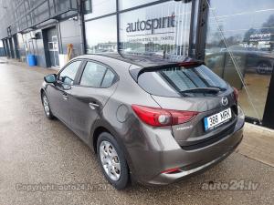 Brūns Mazda 3 2017 Tartu, ar dzinēja tilpumu 1.50 L un nobraukumu 36 tūkst. km par 10990 €, foto 3 vietnē AUTOMOTO.COM.LV