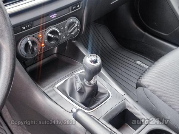 Brūns Mazda 3 2017 Tartu, ar dzinēja tilpumu 1.50 L un nobraukumu 36 tūkst. km par 10990 €, foto 11 vietnē AUTOMOTO.COM.LV