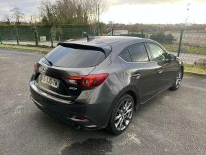 Brown Mazda 3 2019 in Taurage, with an engine capacity of 2.00 L and mileage of 155 thousand km for 12300 €, photo 6 on AUTOMOTO.COM.LV