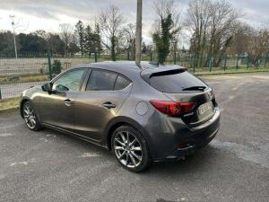 Brown Mazda 3 2019 in Taurage, with an engine capacity of 2.00 L and mileage of 155 thousand km for 12300 €, photo 7 on AUTOMOTO.COM.LV