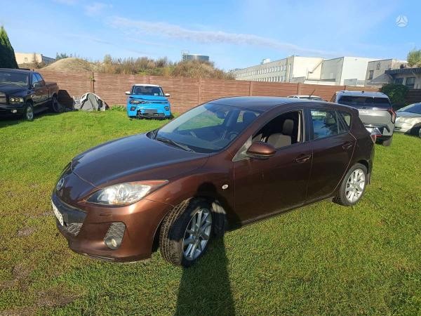 Brūns Mazda 3 2012 Marijampole, ar dzinēja tilpumu 2.00 L un nobraukumu 199 tūkst. km par 3099 €, foto 3 vietnē AUTOMOTO.COM.LV