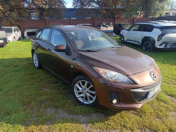 Brūns Mazda 3 2012 Marijampole, ar dzinēja tilpumu 2.00 L un nobraukumu 199 tūkst. km par 3099 €, foto 9 vietnē AUTOMOTO.COM.LV